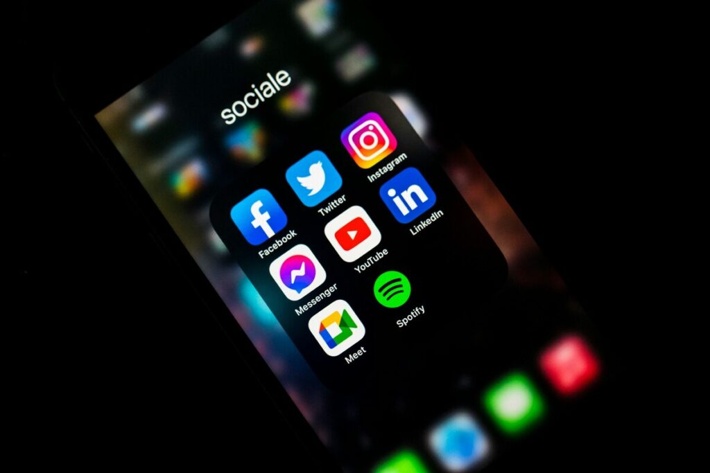 Update Media Sosial Terbaru 2025: Fitur Baru Instagram, TikTok, X, dan ...